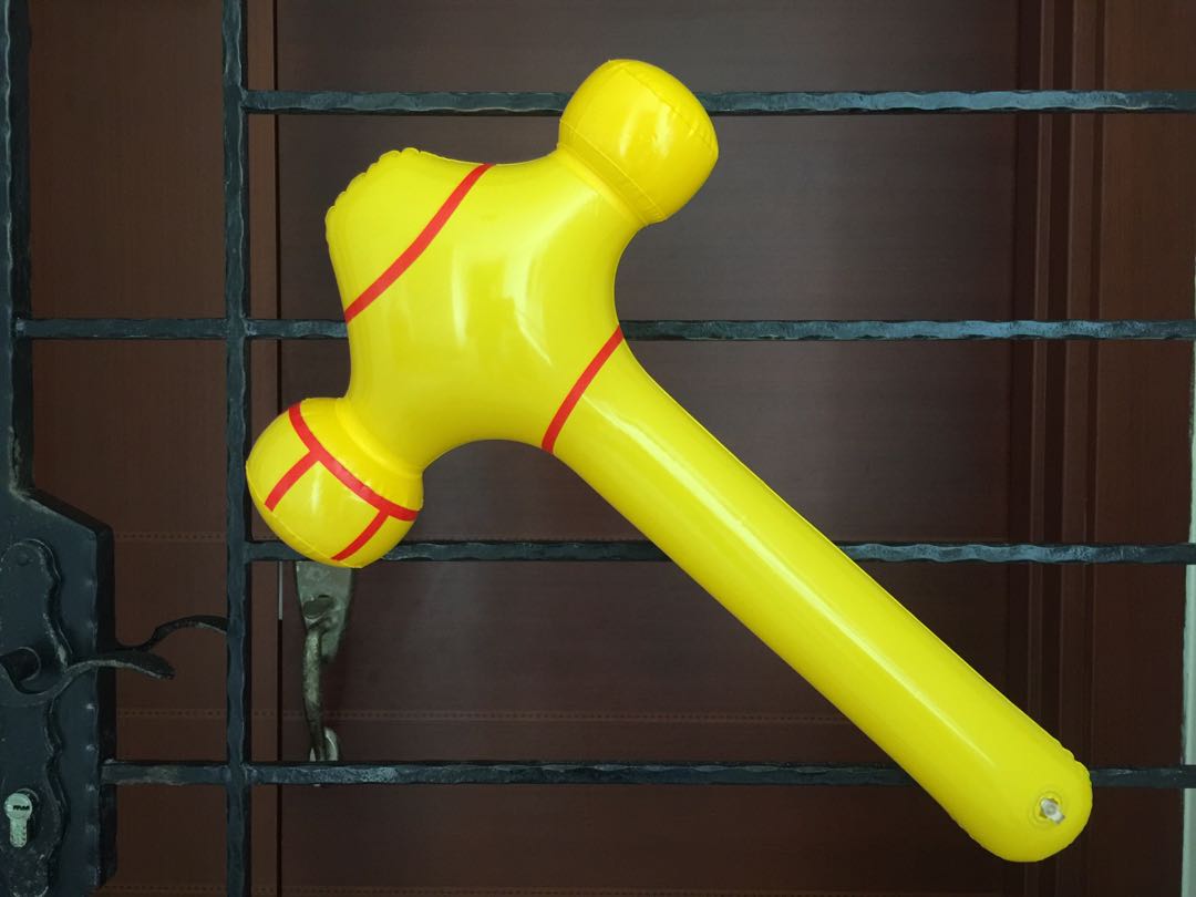 Workers Hammer inflatable, Hobbies & Toys, Stationery & Craft, Craft ...