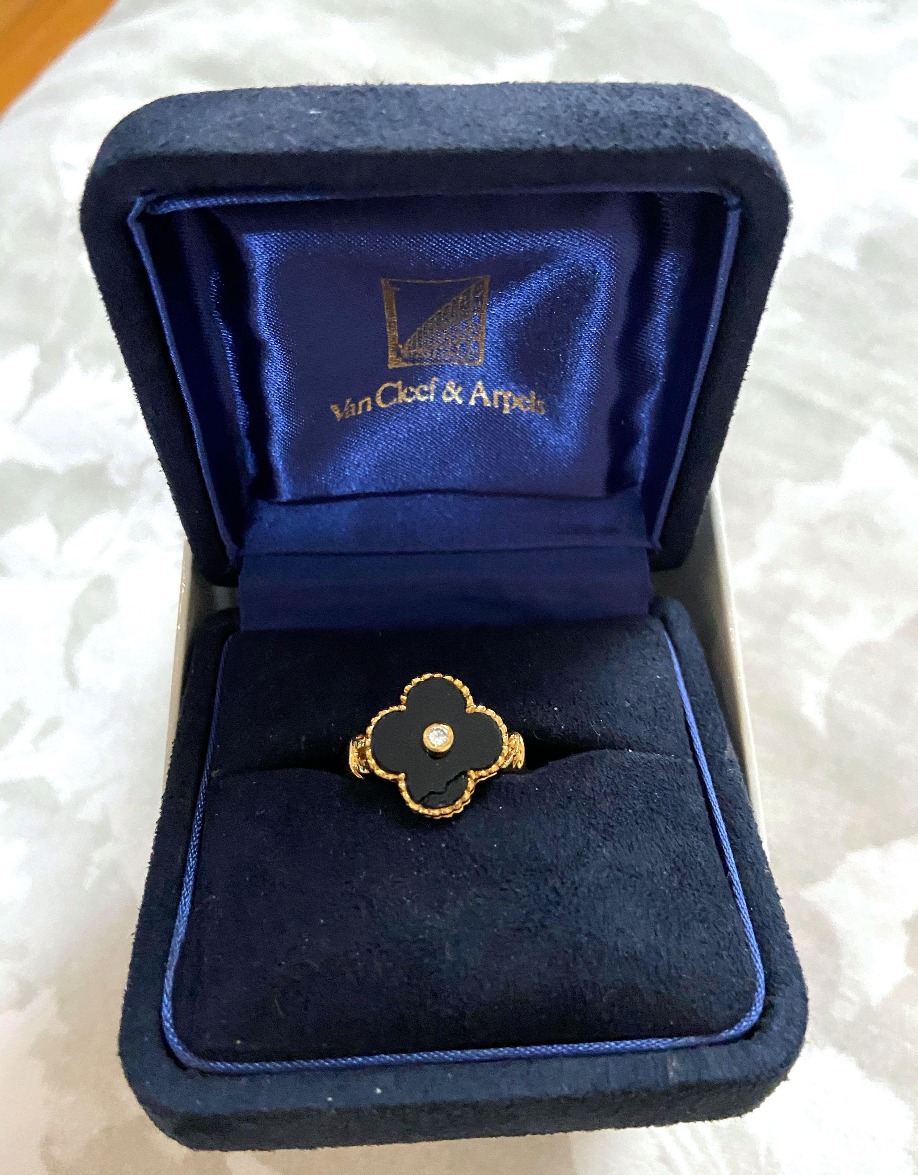 Authentic VCA Van Cleef & Arpels Ring, Women's Fashion, Jewelry ...