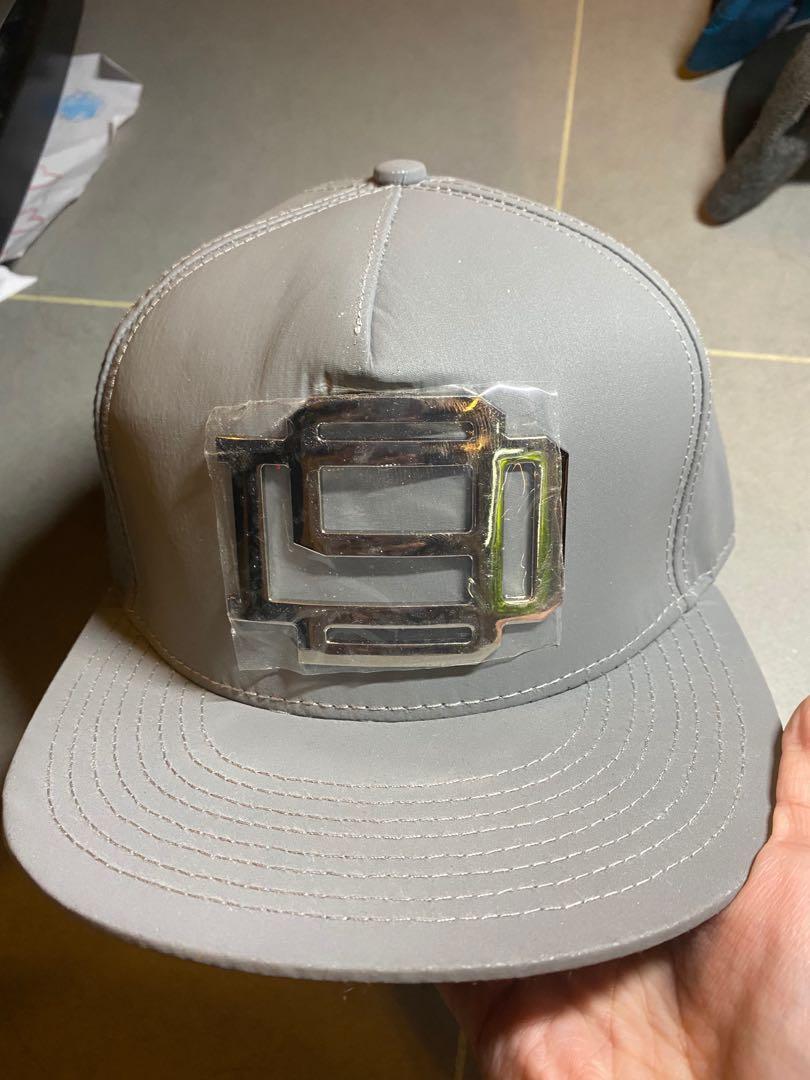 Dnine Reserve 淺 灰色 帽, 男裝, 手錶及配件, 棒球帽、帽 - Carousell