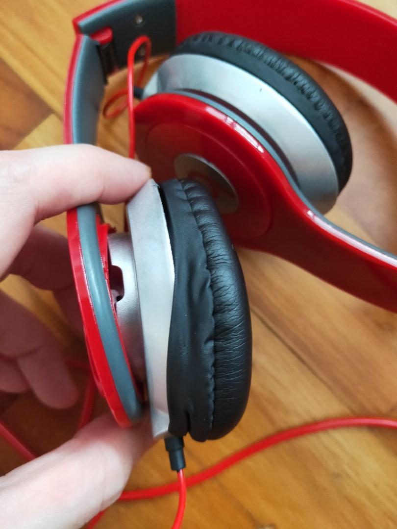 Fake (?) Beats Solo by Dr Dre, Audio, Earphones on Carousell