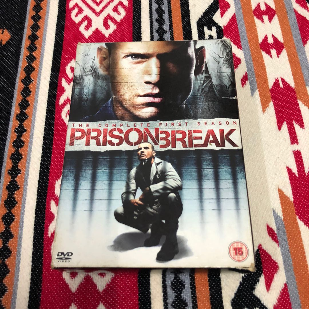 Prison break 1st season dvd, Hobbies & Toys, Music & Media, CDs & DVDs ...