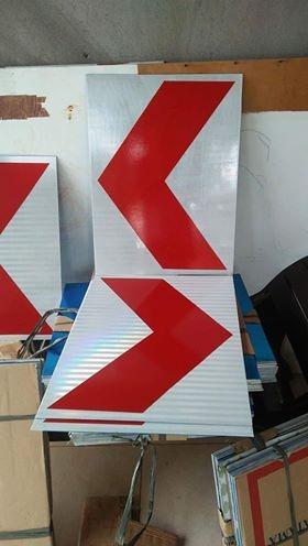 Road Sign, Chevron, Safety Signs, Commercial & Industrial, Construction ...