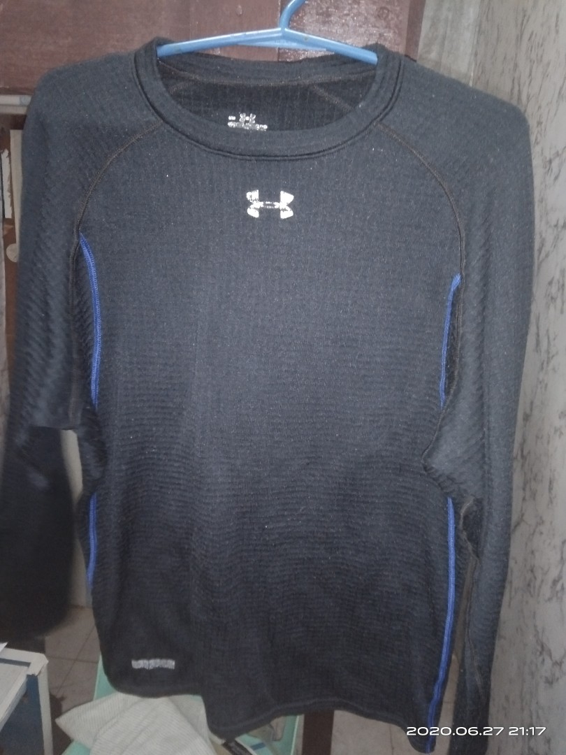 UnderArmor cotton rashguard, Men's Fashion, Tops & Sets, Swim Top ...