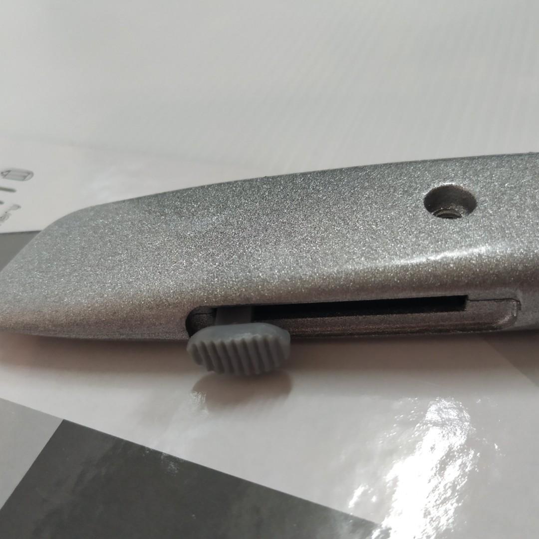 18mm Wide Cutter with 3 Cutter Blades Diy tools art tools, Hobbies ...