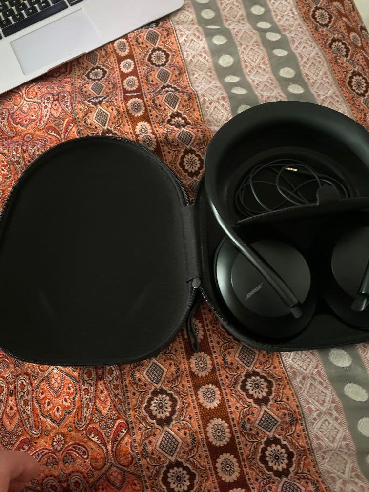 Bose QC 700 less than a year old, Electronics, Audio on Carousell