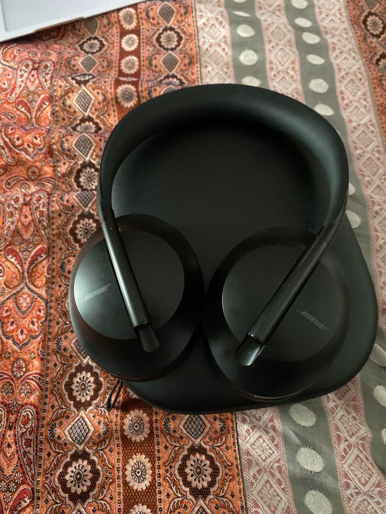Bose QC 700 less than a year old, Electronics, Audio on Carousell