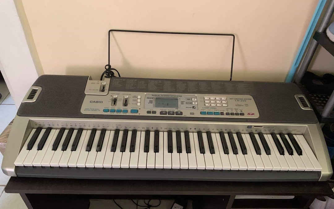 Casio Keyboard, Hobbies & Toys, Music & Media, Musical Instruments on ...