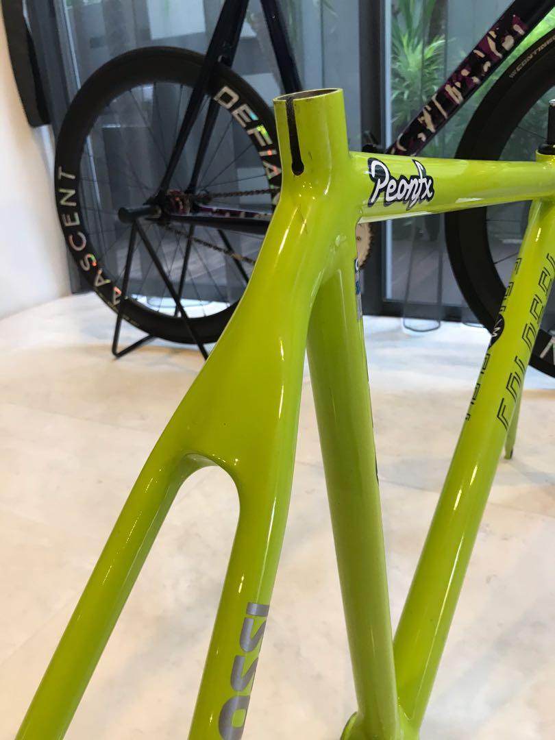 Colossi Accelerator size 52, Sports Equipment, Bicycles & Parts ...