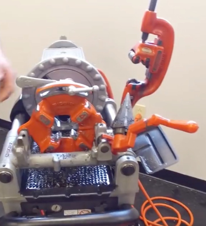 Model 300 Compact Threading Machine, Furniture & Home Living, Cleaning ...