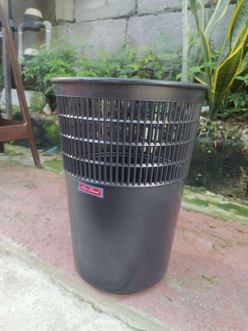 New land trash bin, Food & Drinks, Chilled & Frozen Food on Carousell