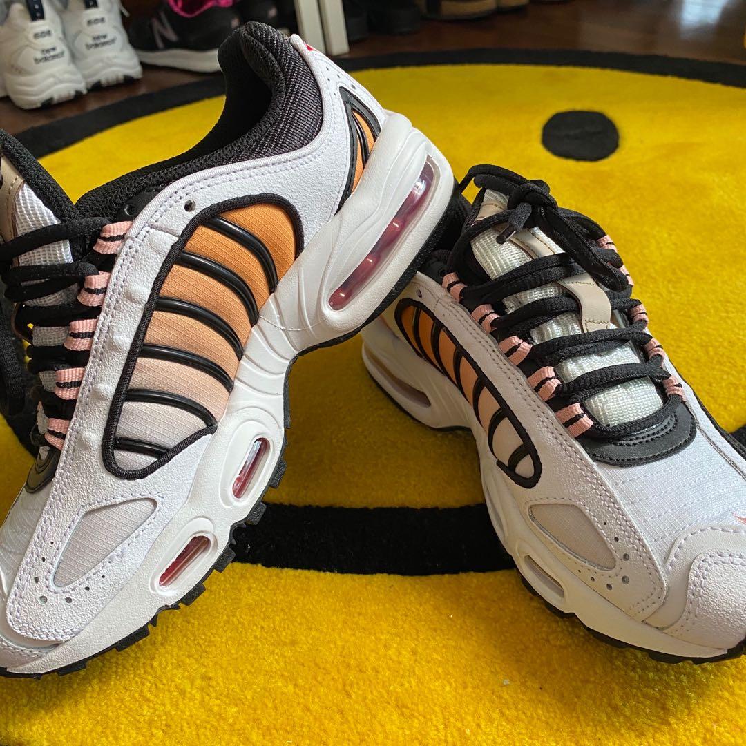 NIKE ORANGE WHITE GRADIENT TAILWIND AIR MAX, Women's Fashion, Footwear ...