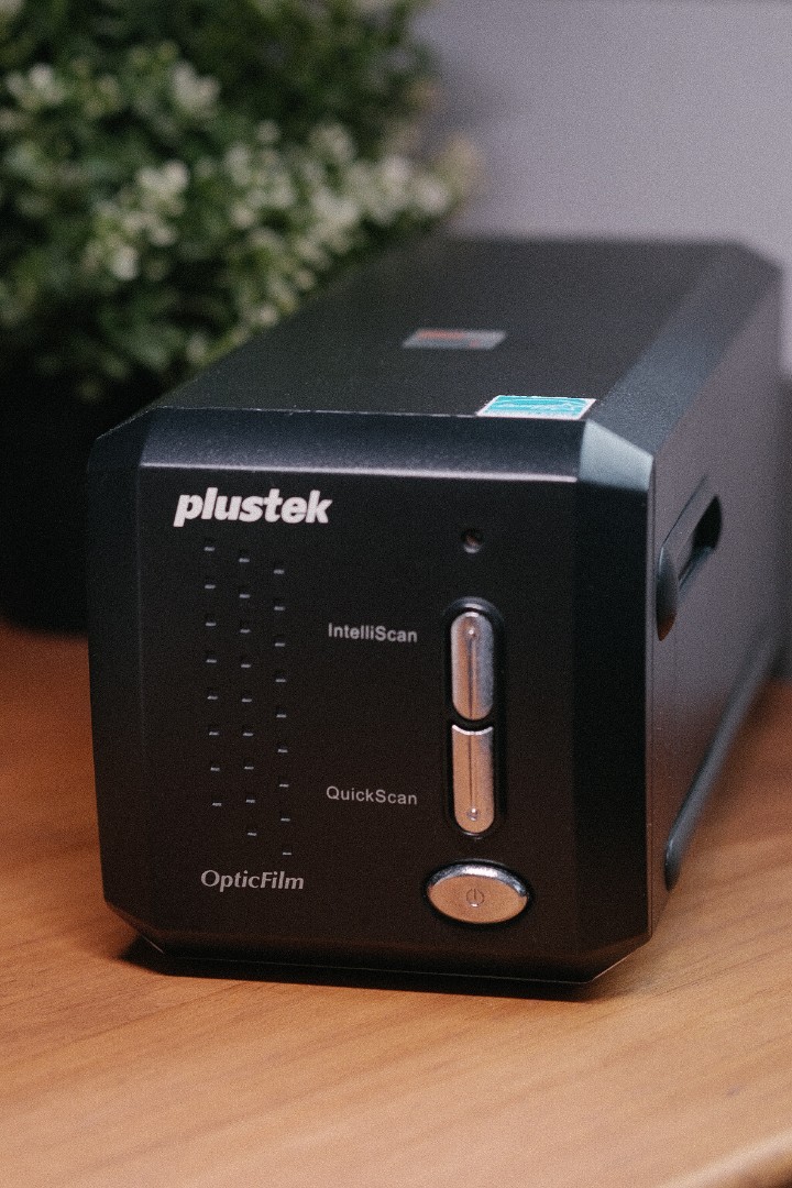 Plustek 8200i Scanner with Silverfast Ai Studio 8, Photography ...