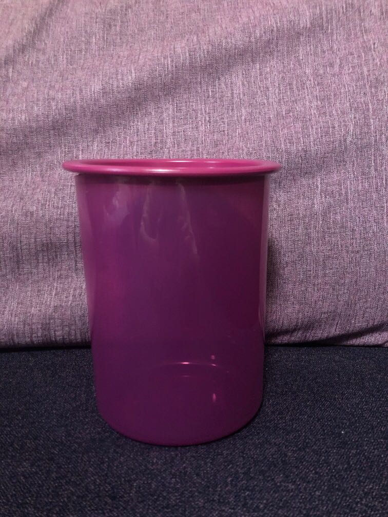Tupperware container - one-touch junior canister, Furniture & Home ...