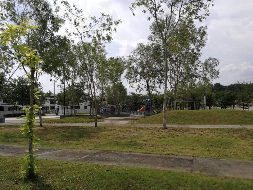 LOW DENSITY Semi D Double Storey Taman Jenderam Harmoni (Harmony Park ...