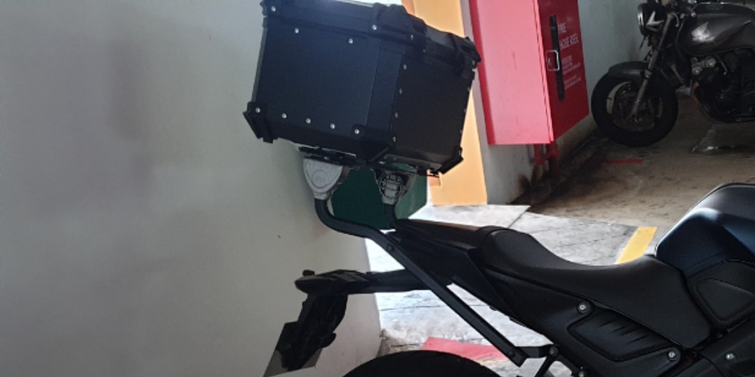 Mt15 rack, Motorcycles, Motorcycle Accessories on Carousell