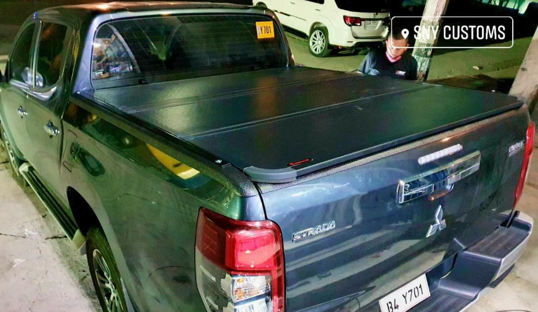 Triton Strada 2020 TriFold bed cover flush mount flat with locks ...