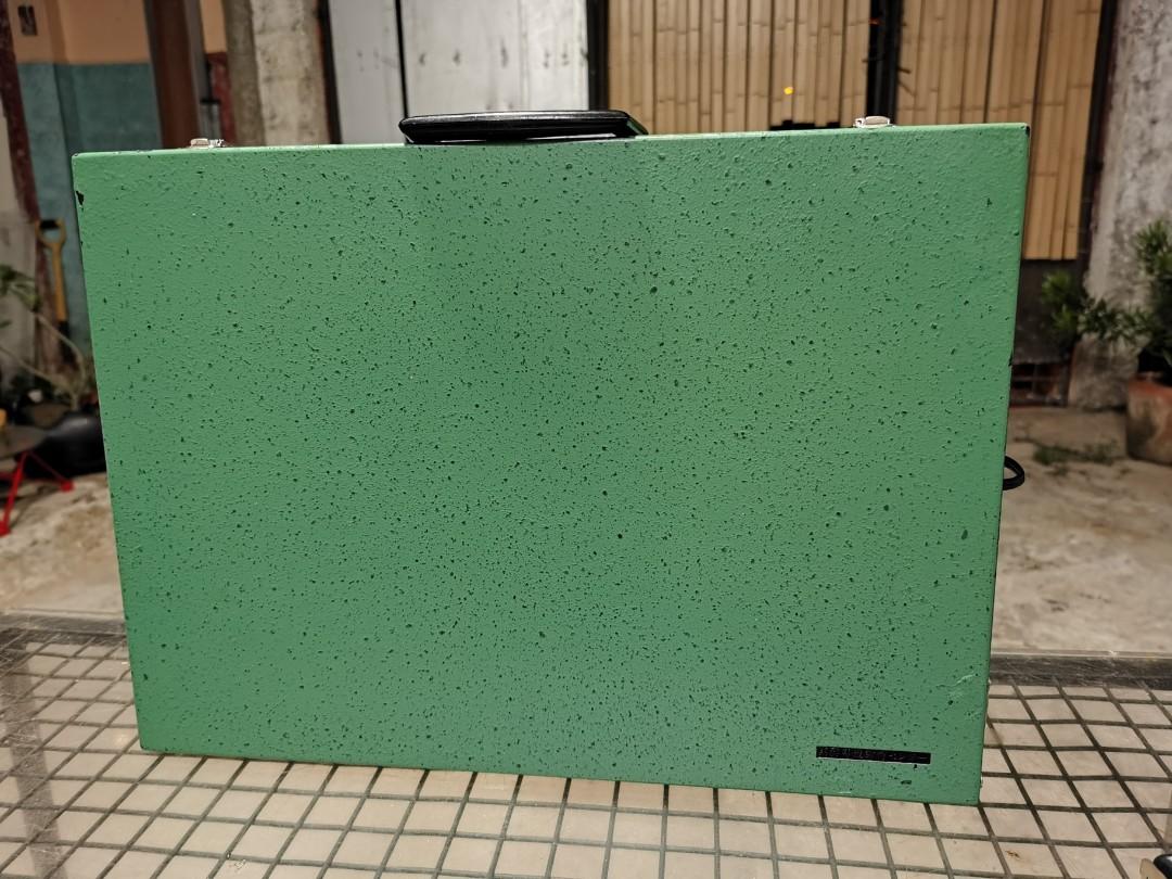 Vintage light box, Hobbies & Toys, Stationary & Craft, Craft Supplies ...