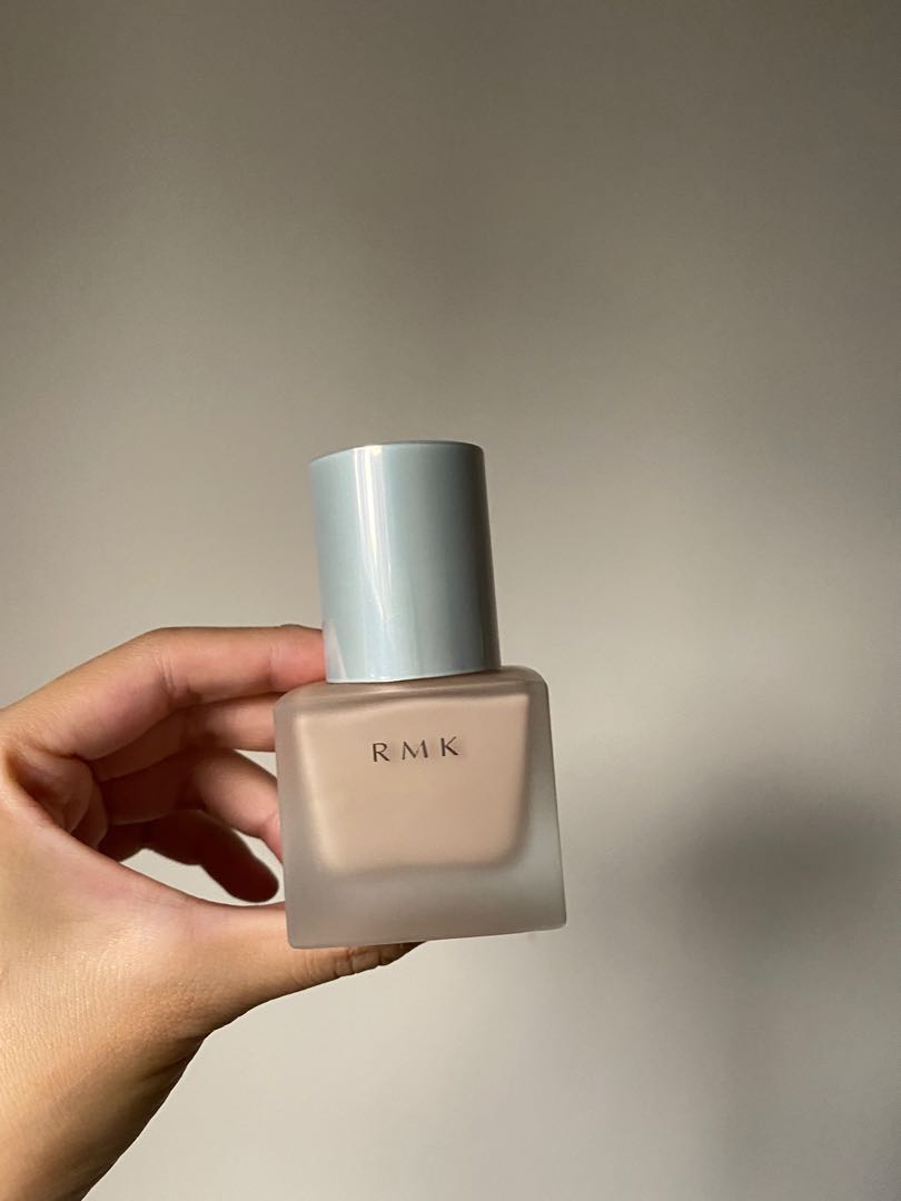 98%新***只用過2次 RMK Liquid Foundation 皇牌絲絹粉底液 #201 30ml, 美容＆化妝品, 健康及美容 - 皮膚護理, 化妝品 - Carousell