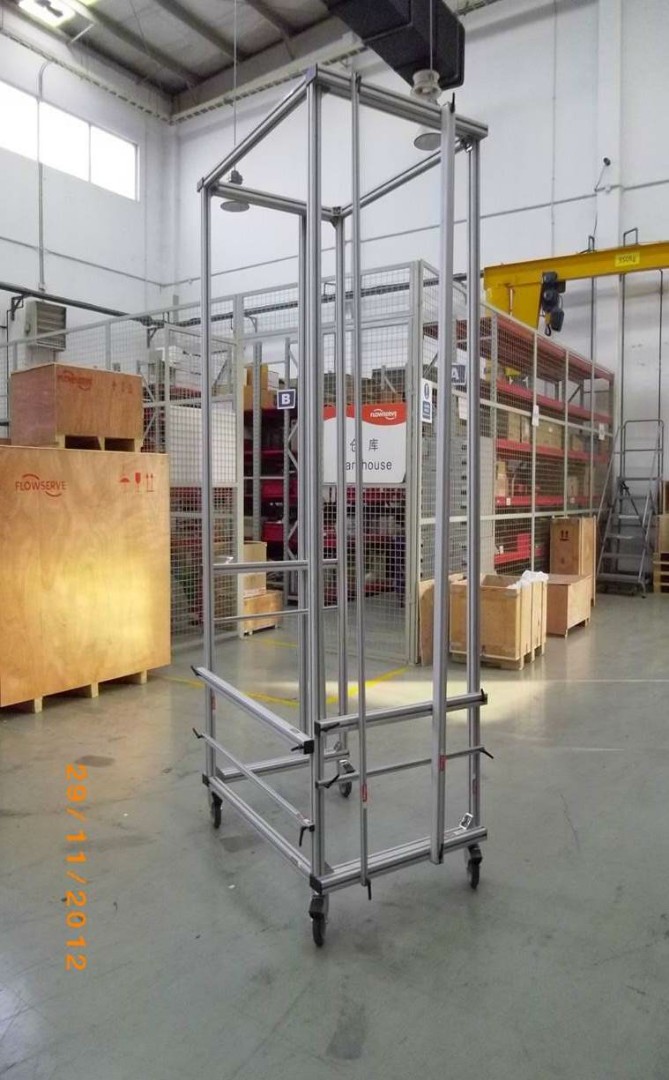 Aluminium Profile Structure, Design & Craft, Craft Supplies & Tools on ...