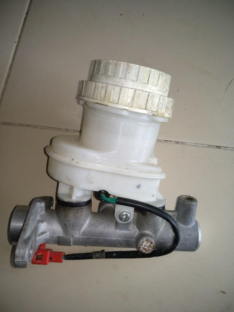 Brake Master Cylinder Pump Persona, Auto Accessories on Carousell