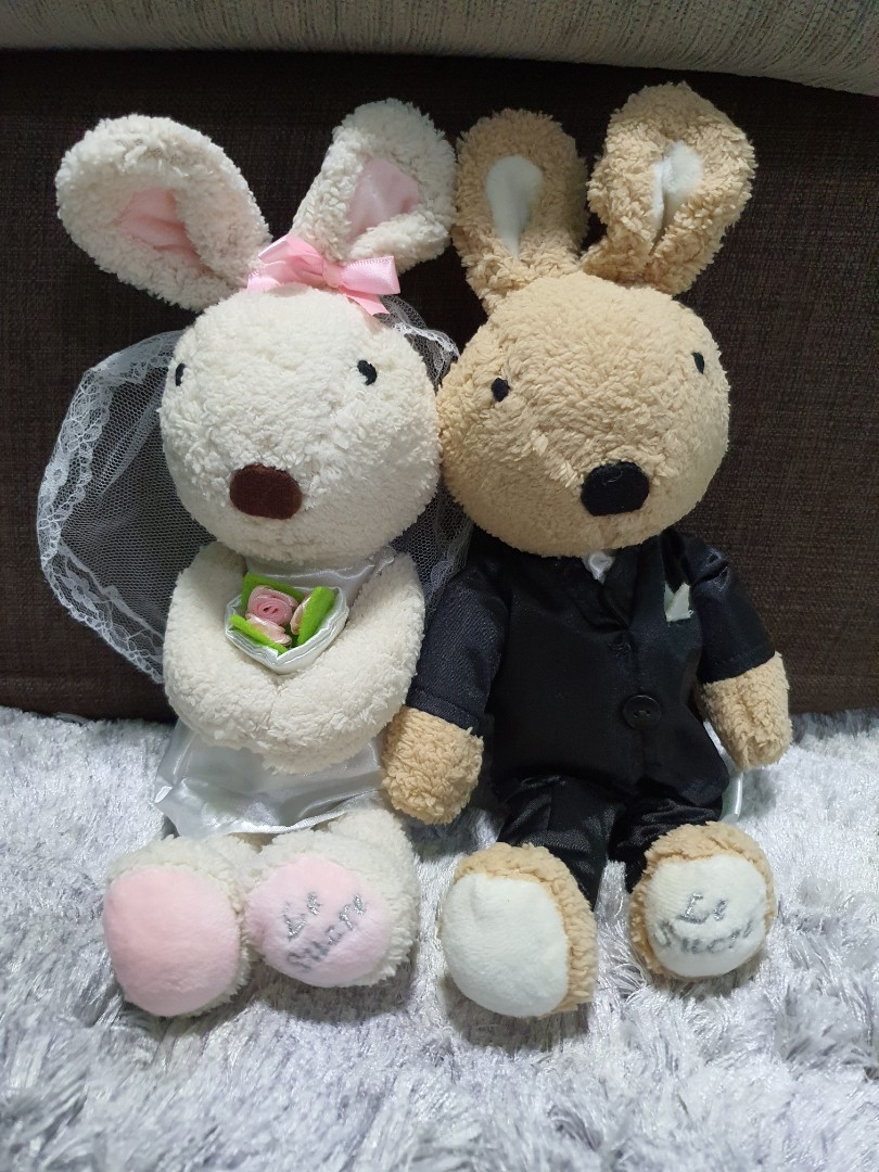 Couple Rabbit Wedding, Hobbies & Toys, Toys & Games on Carousell