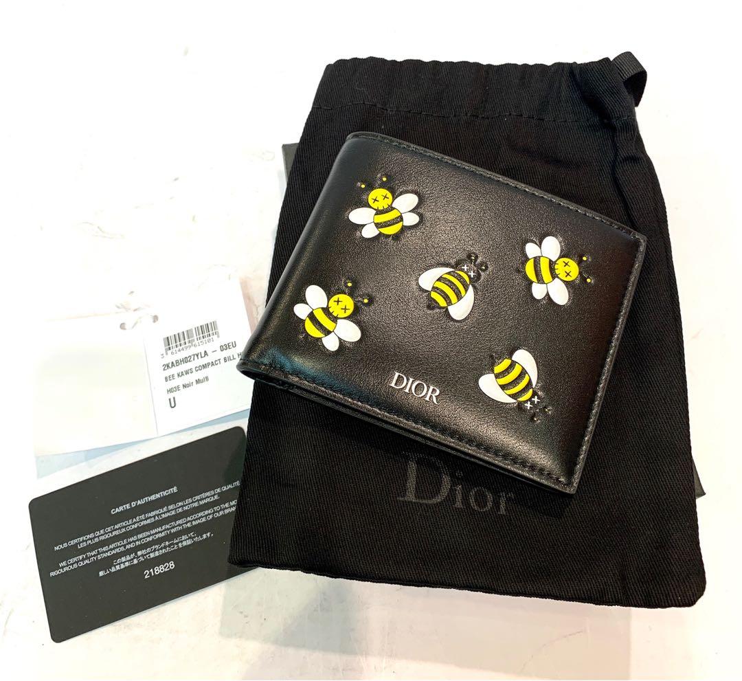 Dior x Kaws Bifold Wallet Yellow Bees Black, 名牌, 手袋及銀包 - Carousell