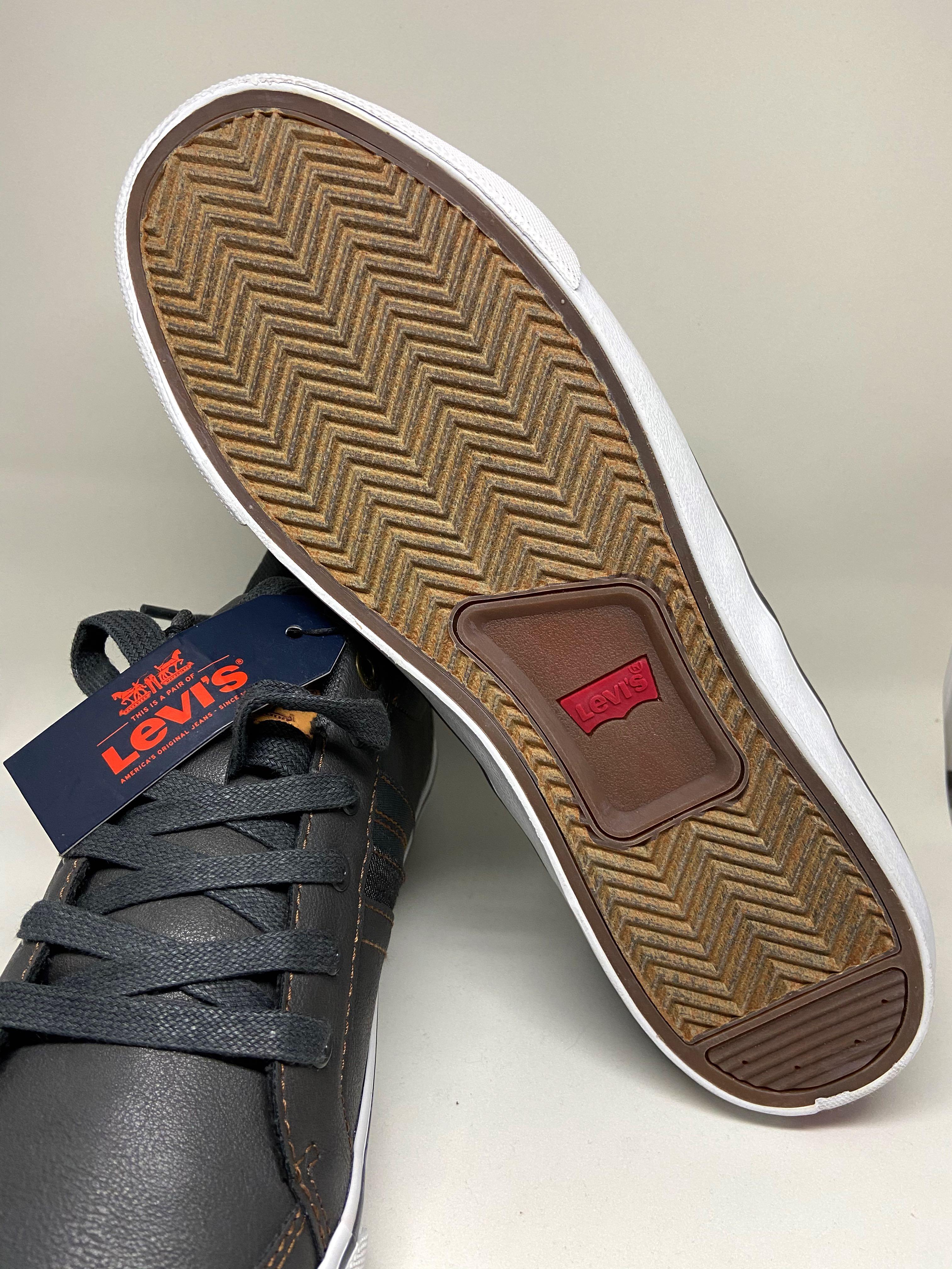 Levi’s Turner Sneakers, Men's Fashion, Footwear, Sneakers on Carousell