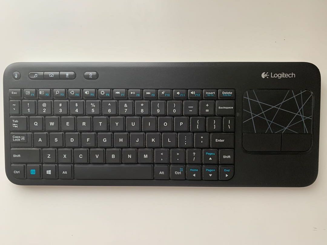 Logitech K400r Wireless Keyboard Computers And Tech Parts And Accessories Computer Keyboard On