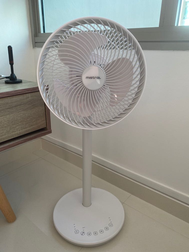 Mistral MHV998R Standing Rotating Fan, Home Appliances, Cooling & Air ...