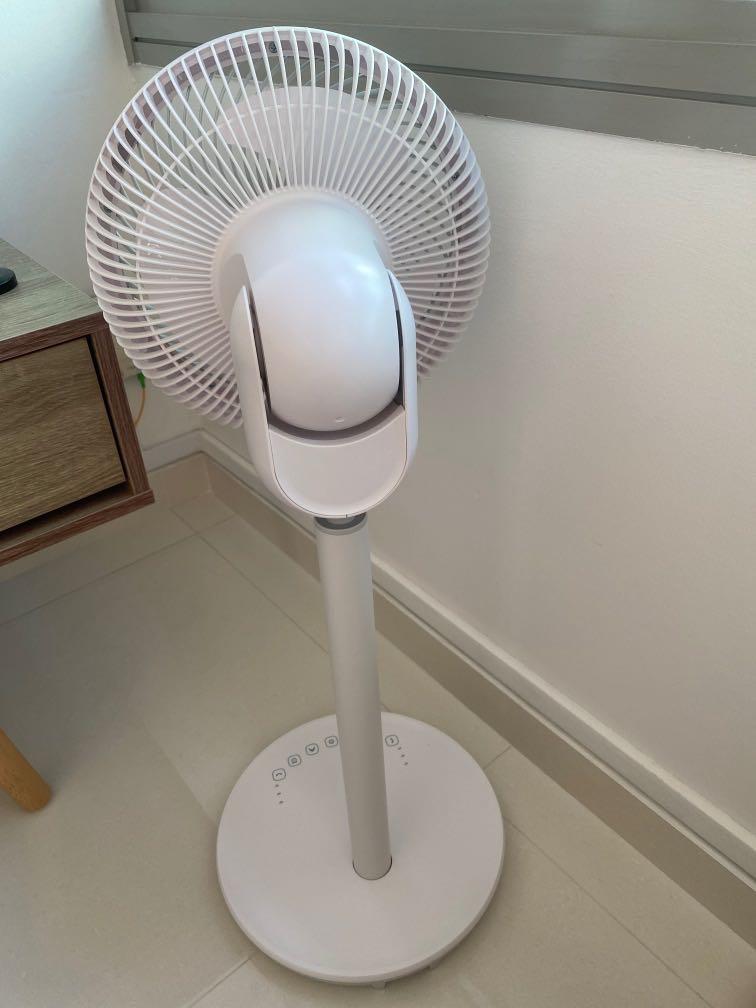 Mistral MHV998R Standing Rotating Fan, Home Appliances, Cooling & Air ...