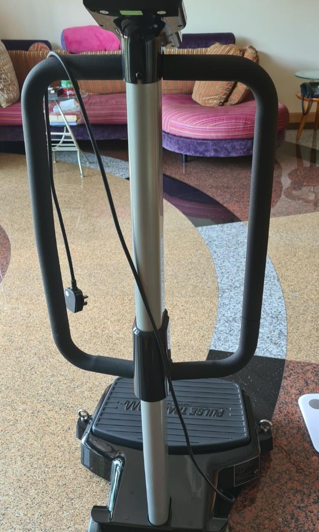 PULSE TRAINER VIBRATION PLATFORM, Sports Equipment, Exercise & Fitness ...