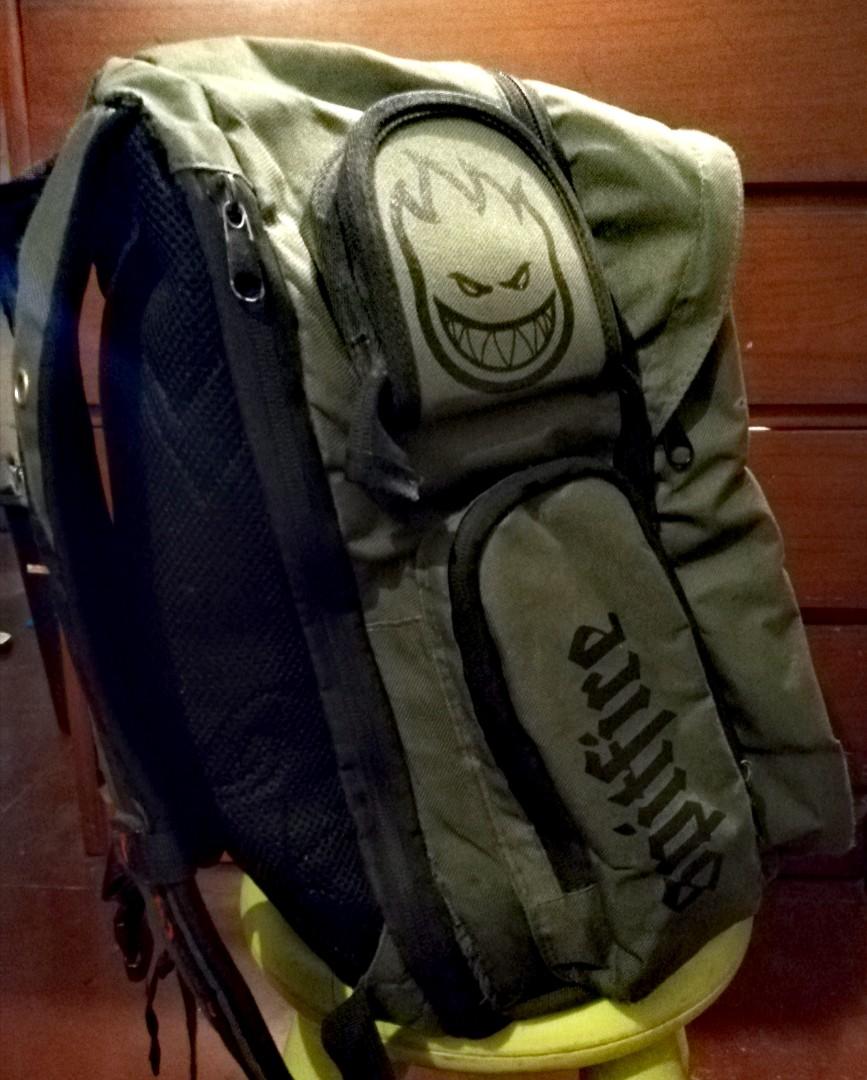 Skateboard Backpack SPITFIRE Olive Green, Men's Fashion, Bags ...
