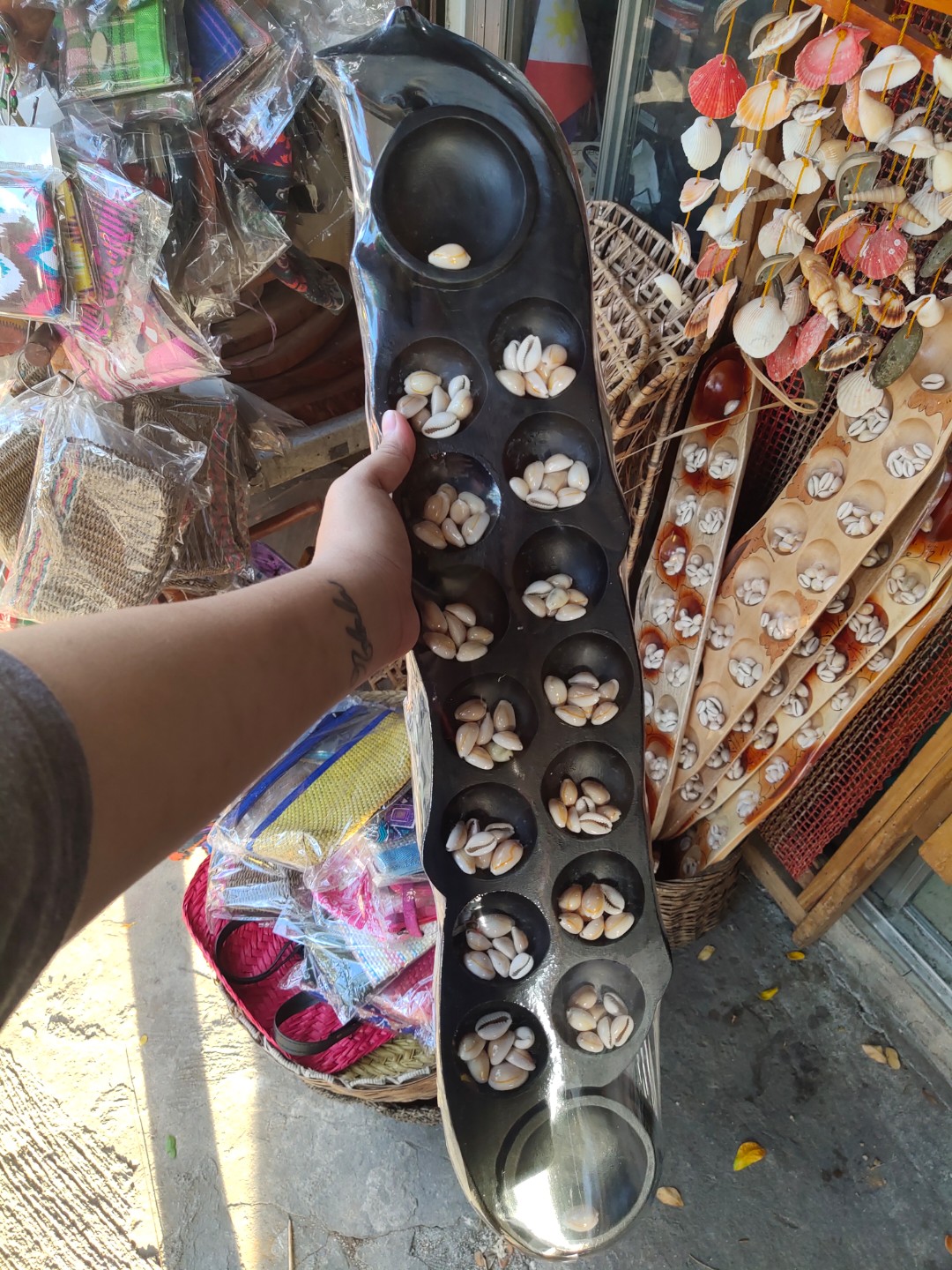 Sungka Lizard Design, Hobbies & Toys, Toys & Games on Carousell