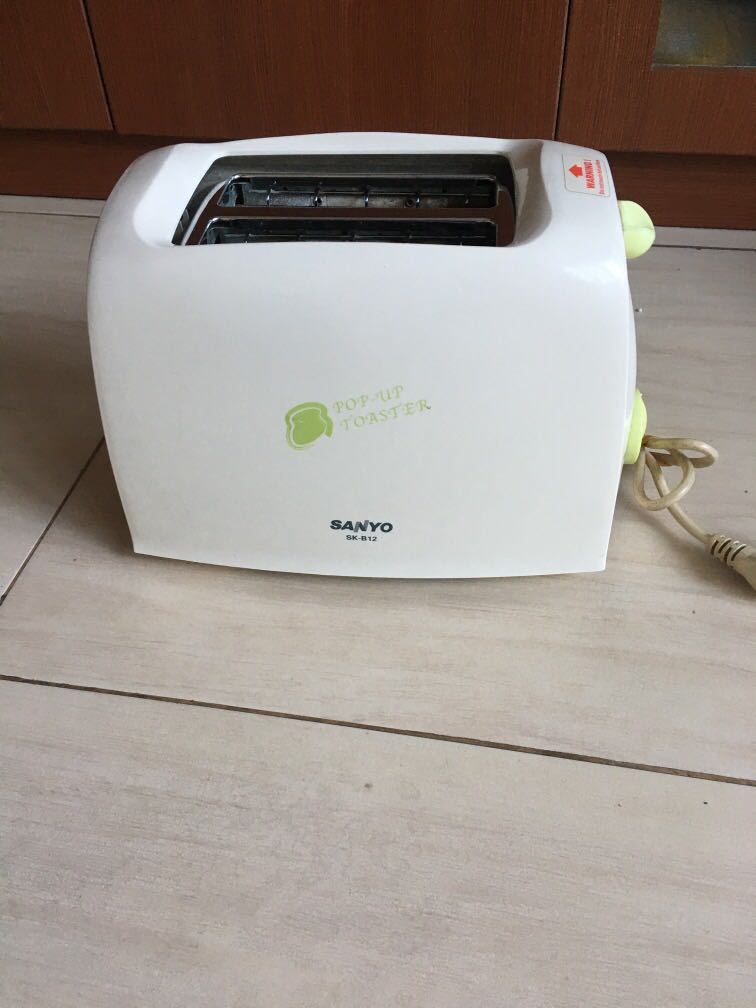 TOASTER SANYO SK-B12, Kitchen & Appliances di Carousell