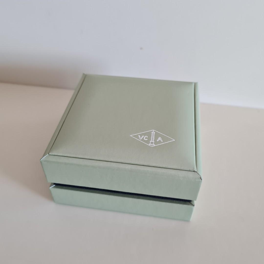 Van Cleef & Arpels original necklace box, Luxury, Accessories on Carousell