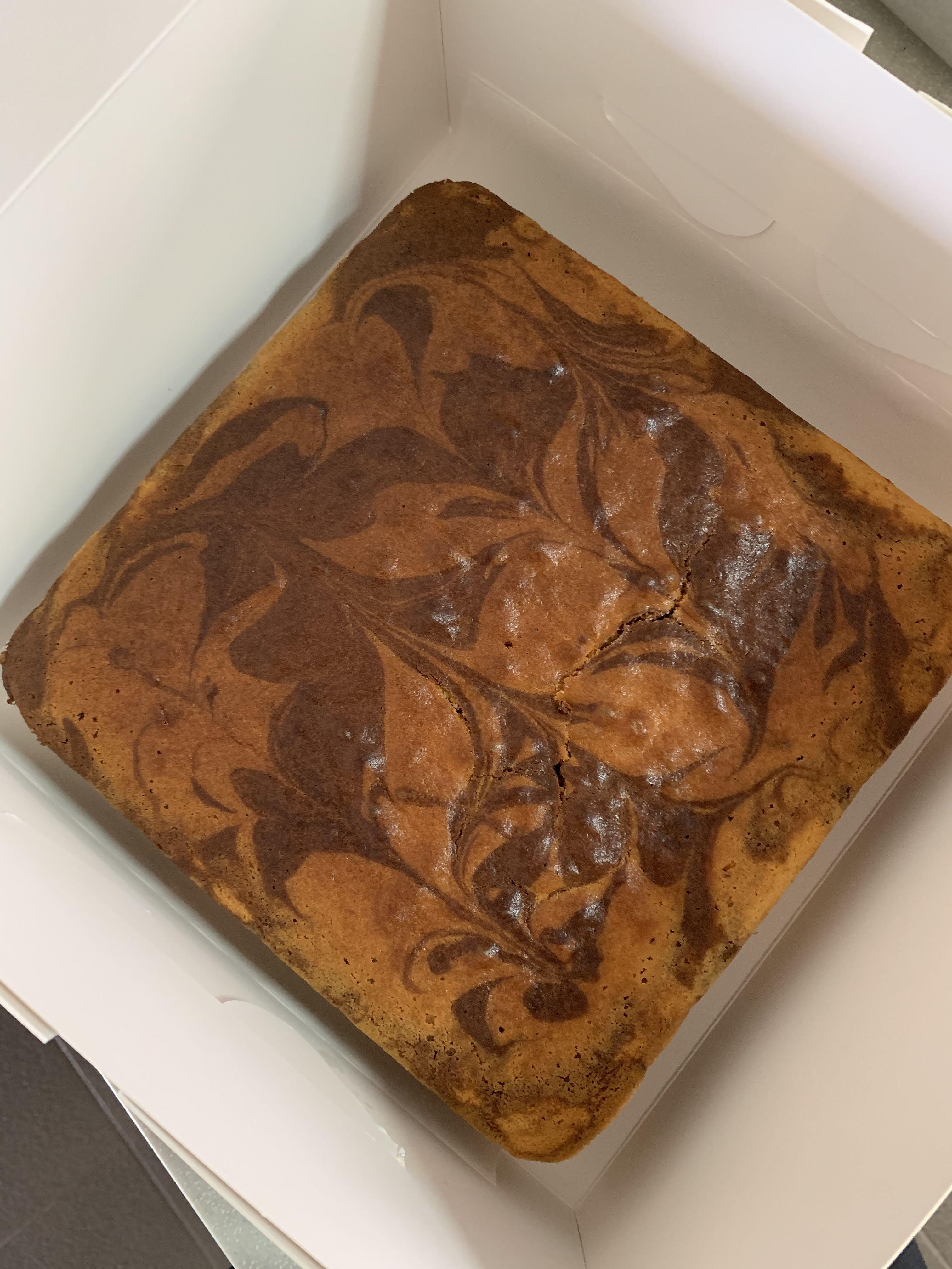 Marble Cake Halal, Food & Drinks, Homemade Bakes on Carousell