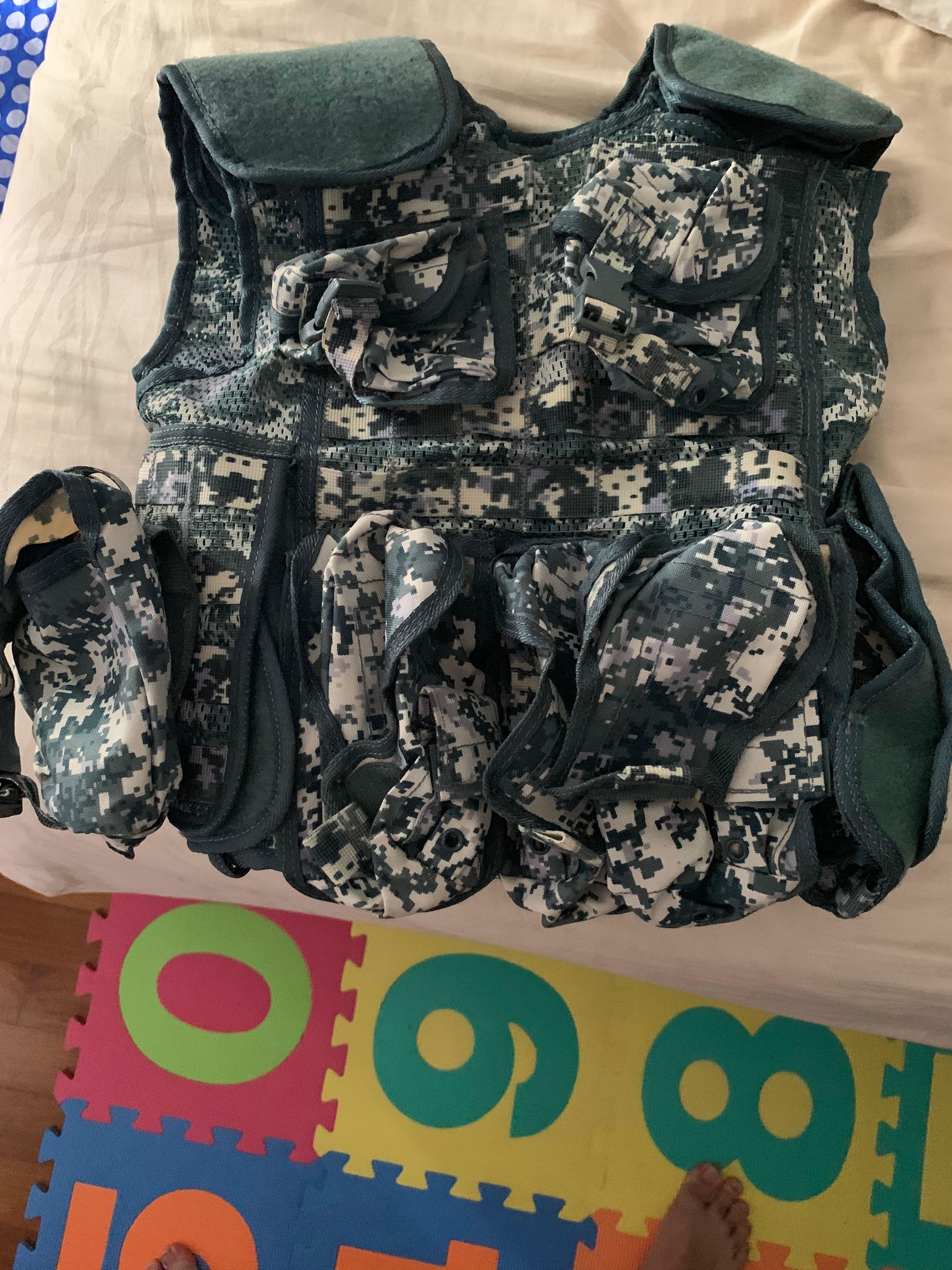 SAF RSN ilbv / body armour, Men's Fashion, Tops & Sets, Formal Shirts ...