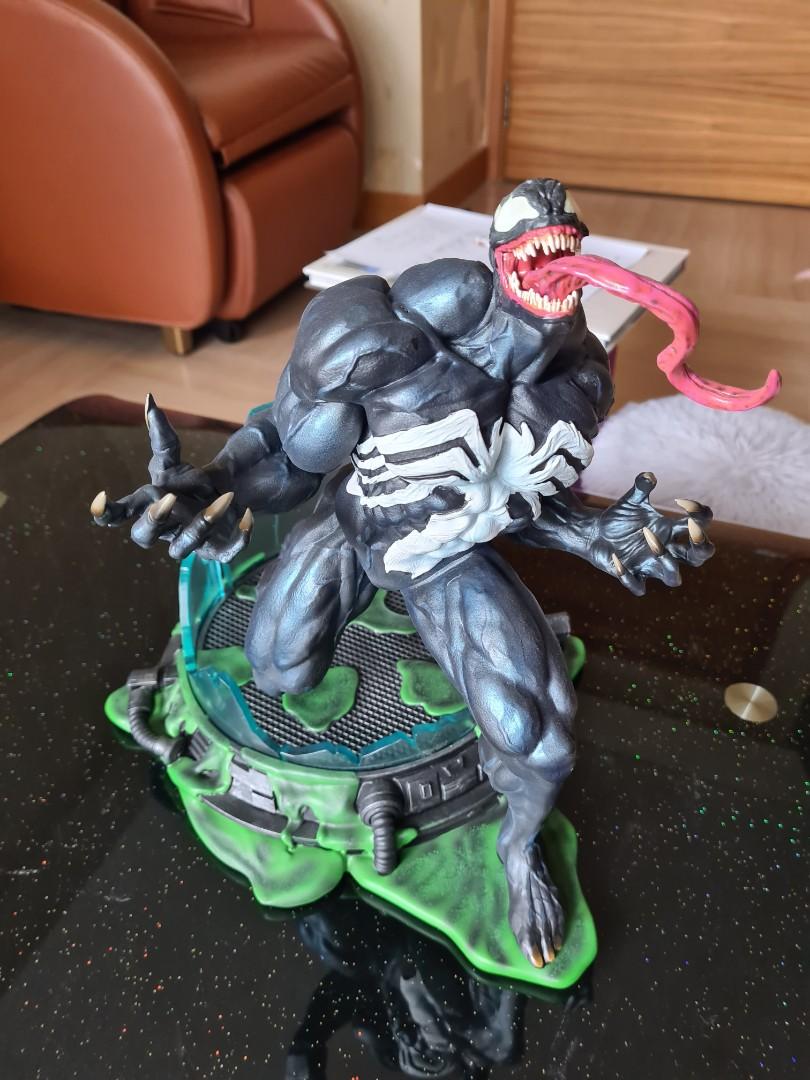 Venom Statue Marvel Premier Collection Diamond Select Toys, Hobbies ...