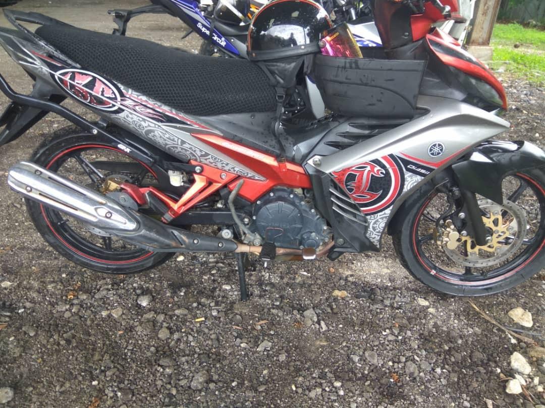 Yamaha LC 135 5speed v2, Motorbikes on Carousell