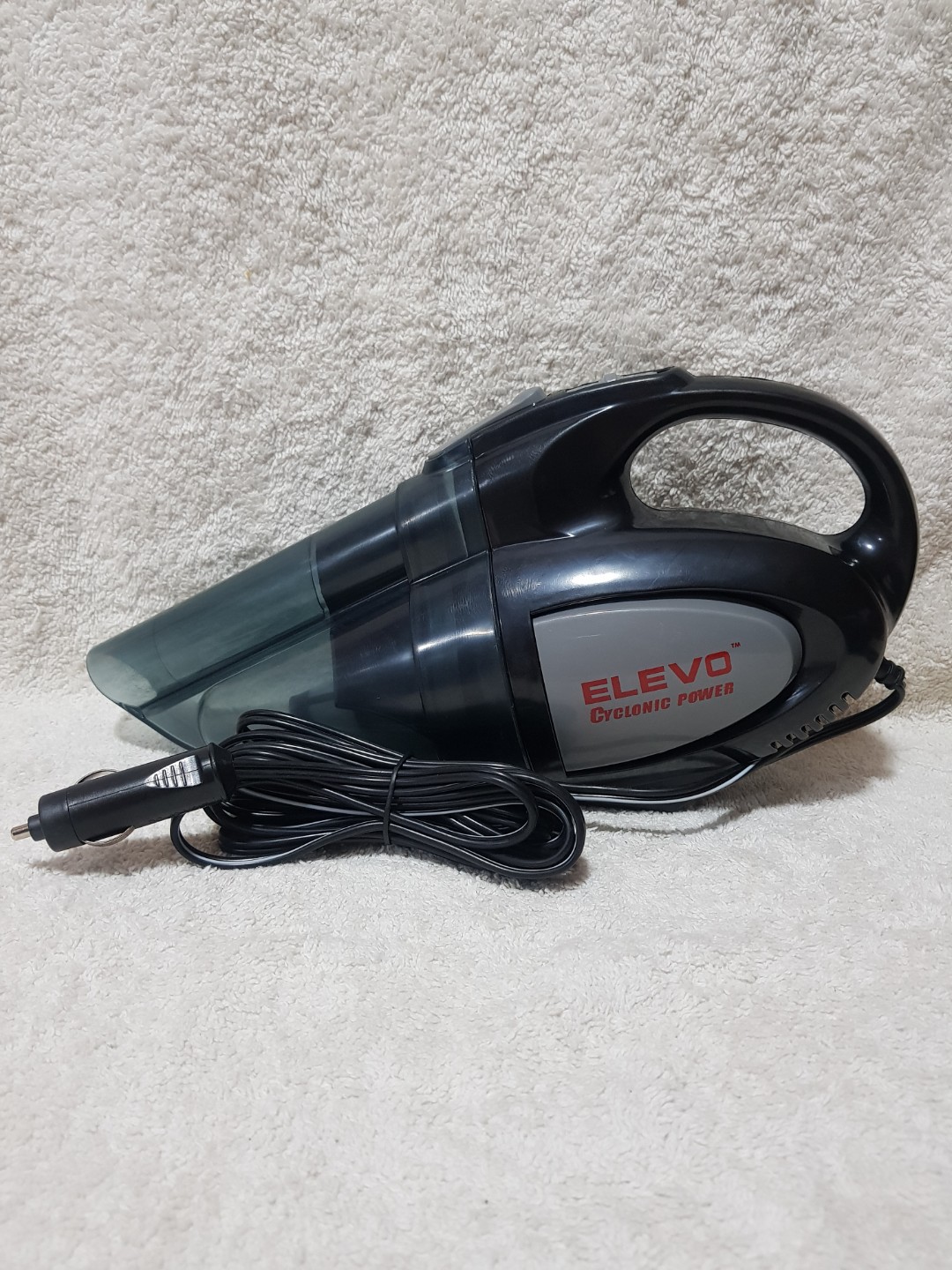Elevo Car Vacuum Cleaner, Everything Else, Others on Carousell