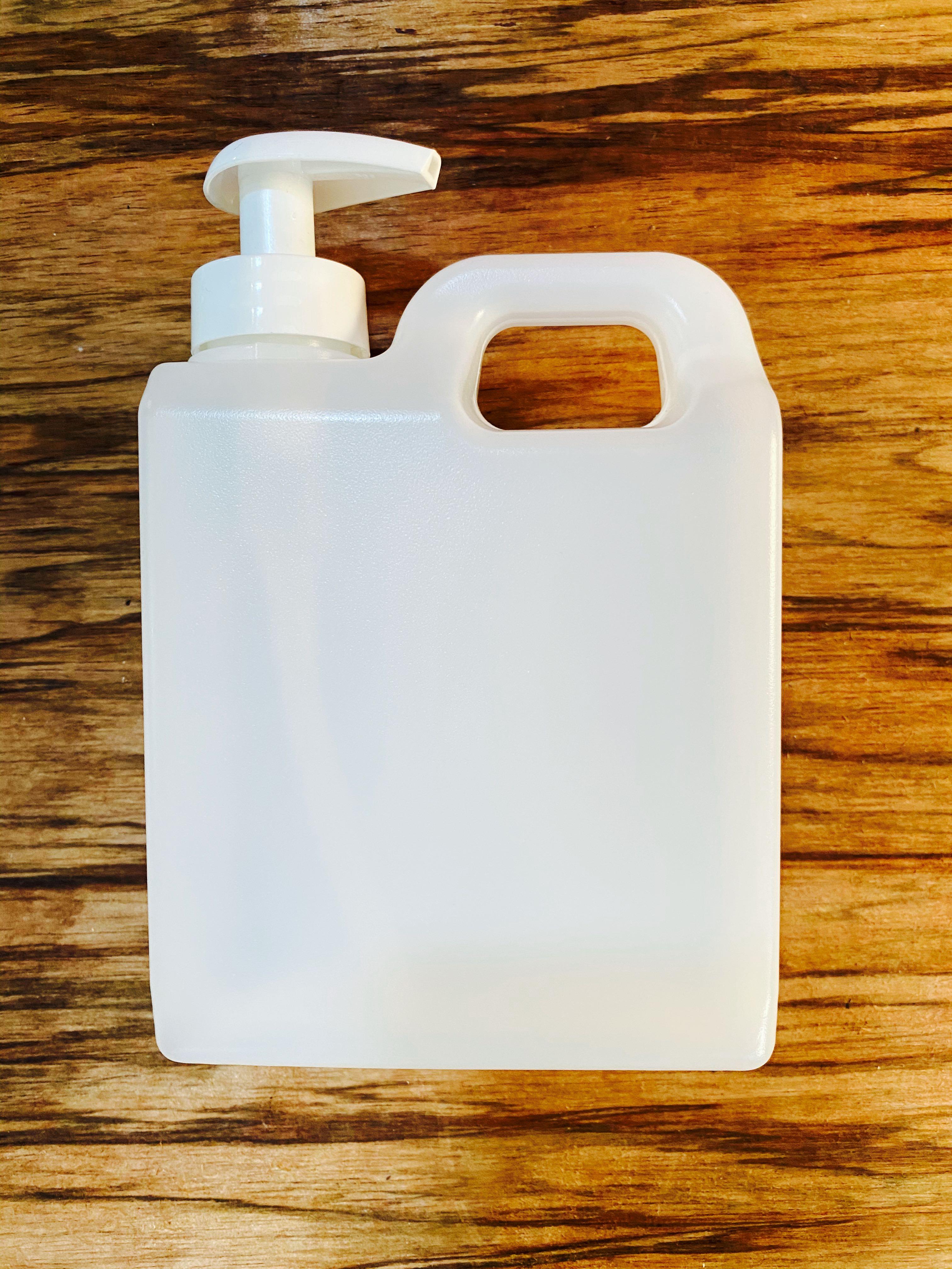 JerryCan Lotion Pump Container , Hobbies & Toys, Travel, Travel ...