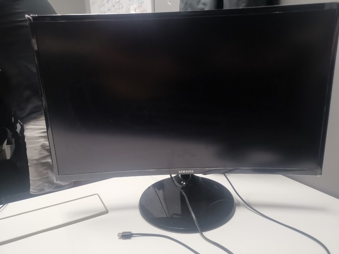 Samsung C27f390 Curved LED monitor, Computers & Tech, Parts ...