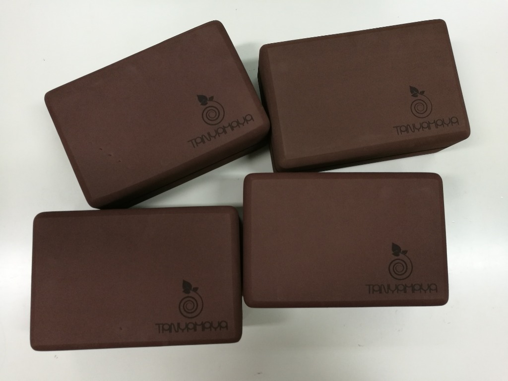 Yoga Bricks ( defect ), Sports Equipment, Exercise & Fitness, Toning ...