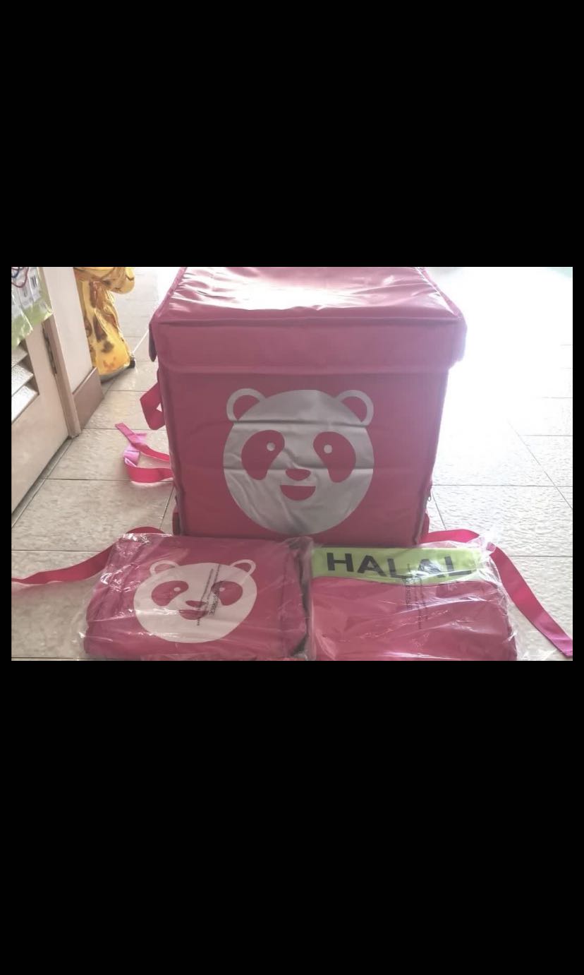FOODPANDA DELIVERY BAG, Everything Else on Carousell