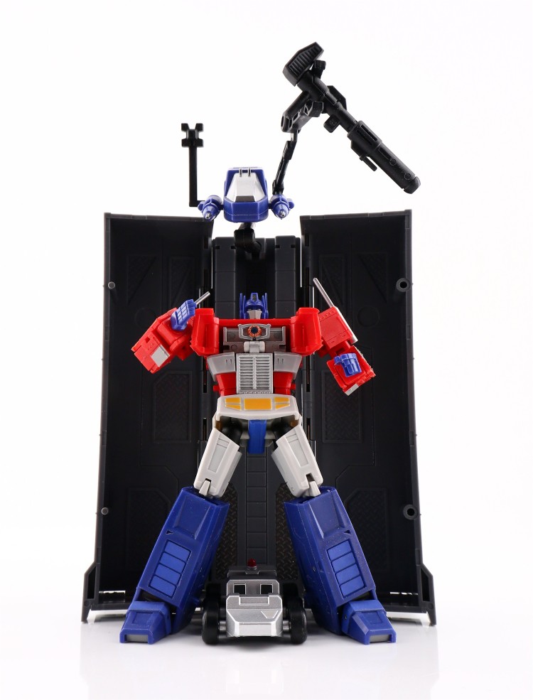 Magic Square MS Toys MS-B18 Light of Justice - Transformers Legends ...