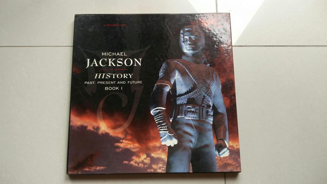 黑膠唱片Michael Jackson History box set 3碟, 興趣及遊戲, 收藏品及紀念品, 明星周邊 - Carousell