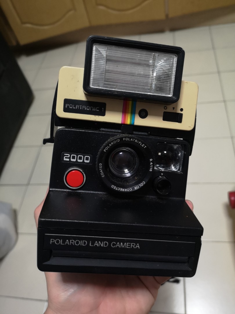 Polaroid Camera polatronic 1 2000, Photography, Cameras on Carousell
