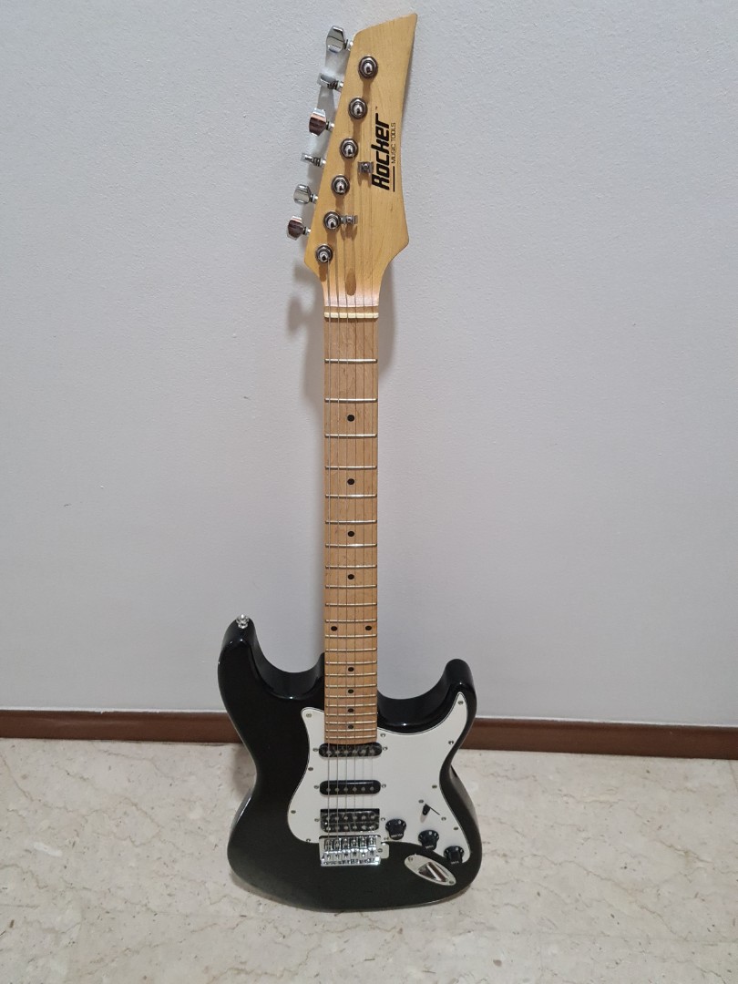 Rocker Music Tools Black electric with bag, Hobbies & Toys, Music ...