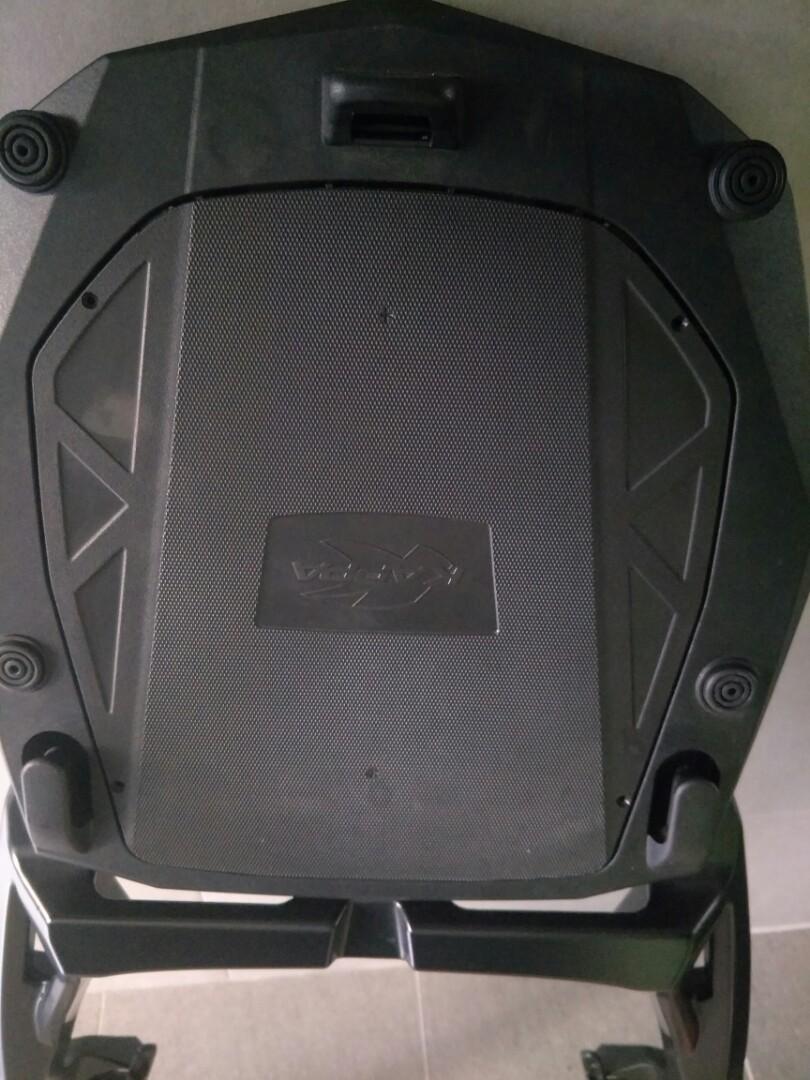XMAX X-MAX box with rack, Motorcycles, Motorcycle Accessories on Carousell