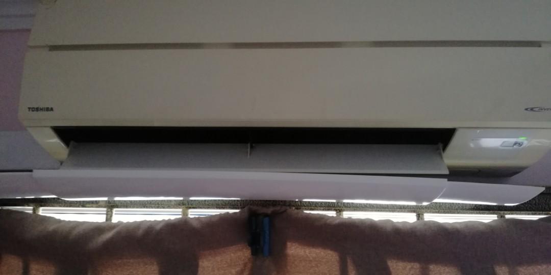 Aircon wind reflector, TV & Home Appliances, Air Conditioners & Heating ...